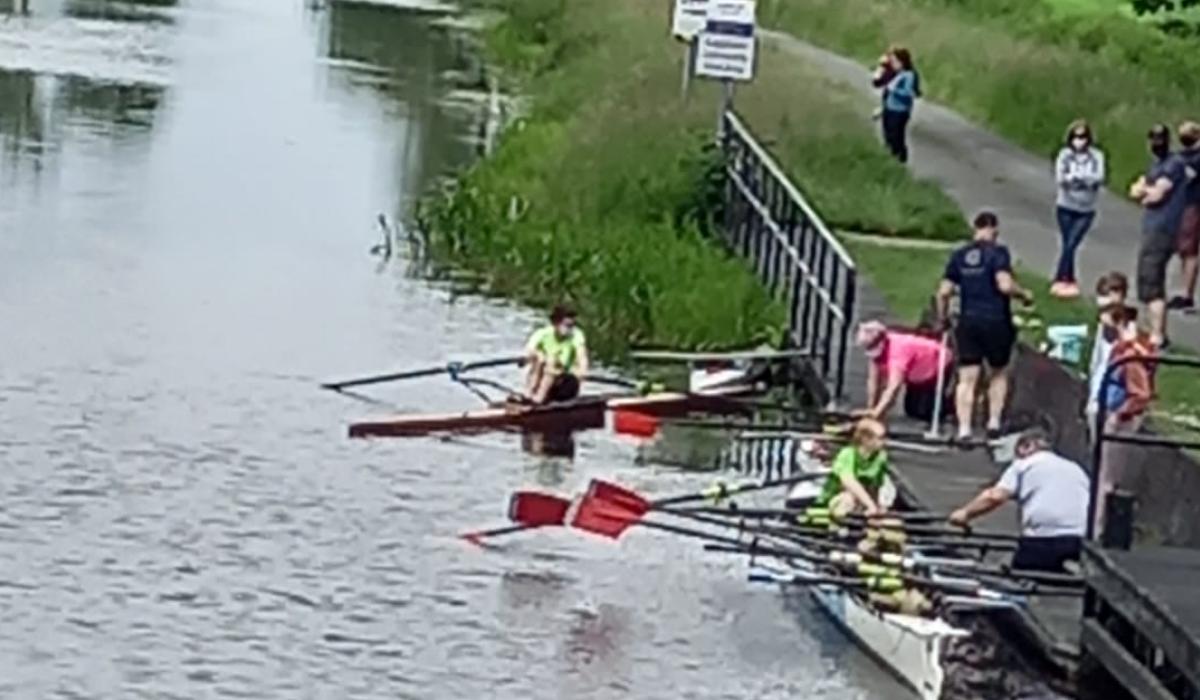 WATCH: Offaly Rowing Club make the most of the good weather - Offaly Live