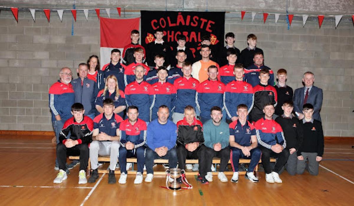Coláiste Phobal Roscrea welcomes County Champions Shinrone - Offaly Live