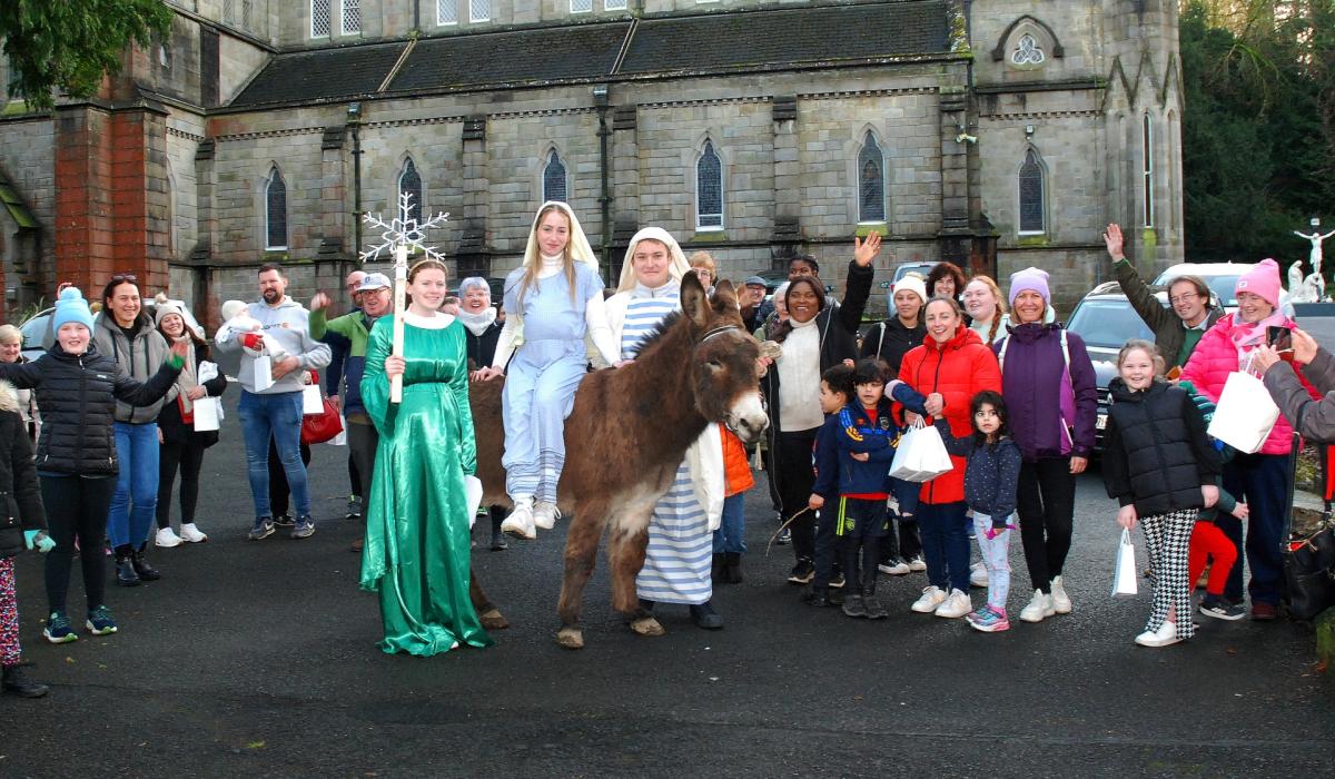 PICTURES: Roscrea's beautiful live nativity 'Walk to Bethlehem ...