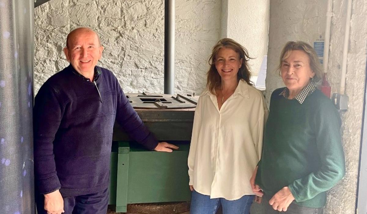 Historic telescope mirror returns to its home in Offaly - Offaly Live