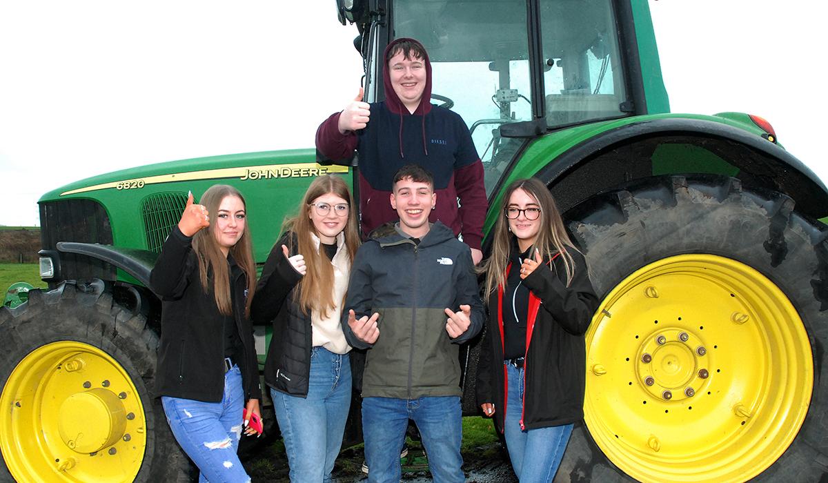 PICTURES: Dunkerrin Tractor Run draws great parade of machinery ...