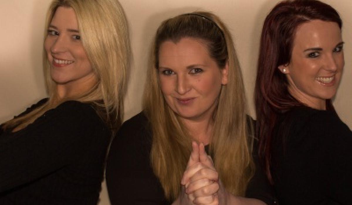 Clara Musical Society working Nine to Five - Offaly Live