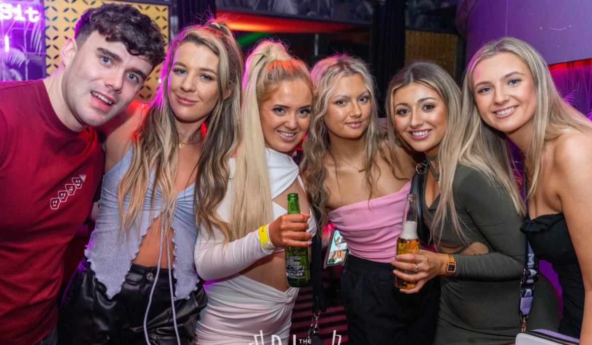 BIG NIGHT OUT: Great night out at The Palace in Tullamore on New Year's ...