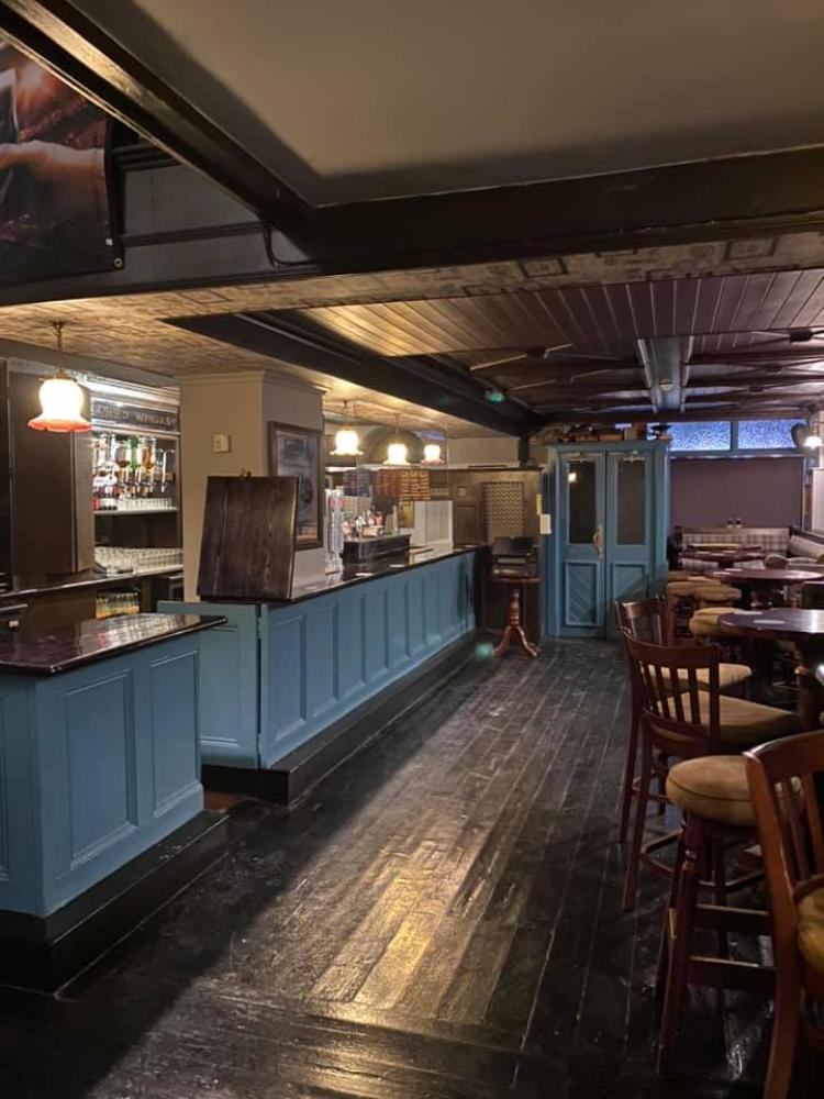 GALLERY: Tullamore pub unveils incredible new look as it reopens for ...