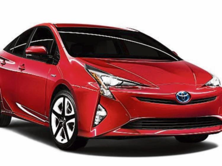 Toyota Prius Plug-in Hybrid is 2017 World Green Car - Offaly Express