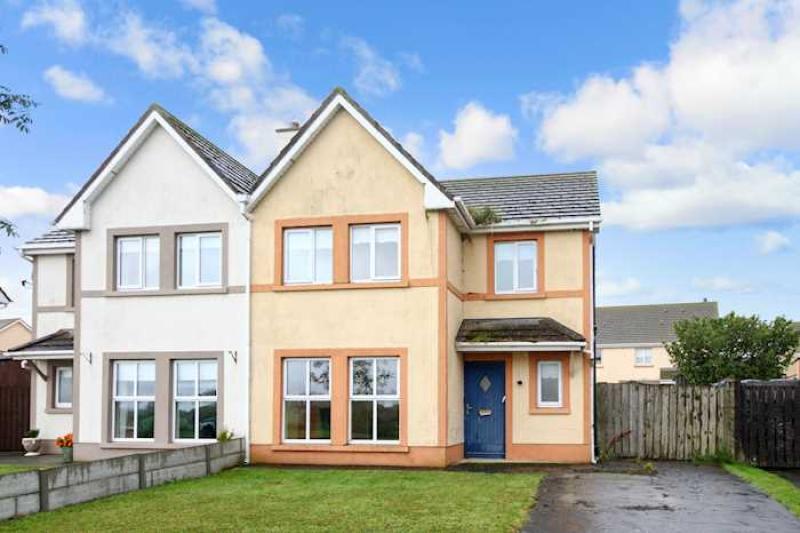 GALLERY: Offaly houses worth over €700,000 going up for auction - 5 ...