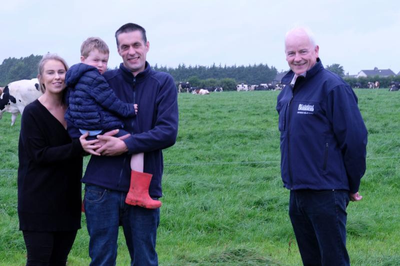 Offaly farm family win prestigious Milk Quality Award - Offaly Live