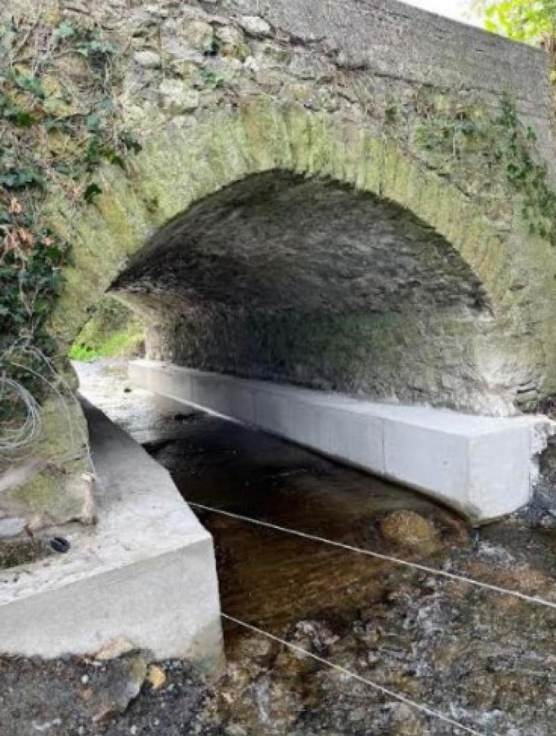 Council carries out strengthening works on old Shinrone bridge - Offaly ...