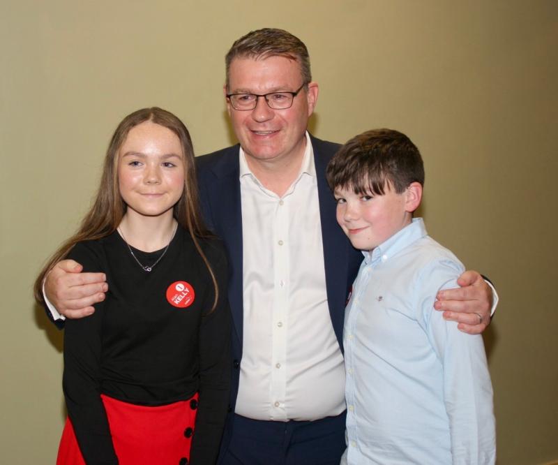 Labour's Alan Kelly launches Tipp general election campaign in packed ...