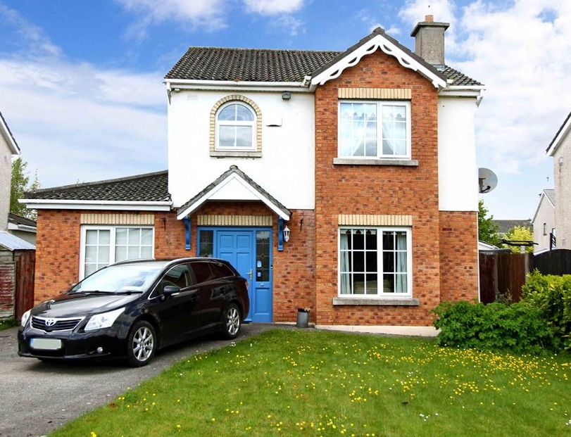 Two Offaly houses sell for asking prices at online auction - Offaly Live