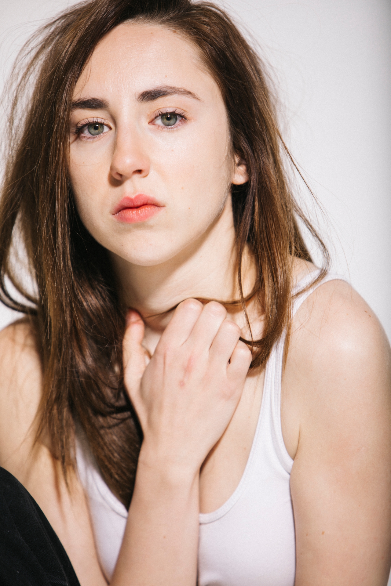 WATCH: Offaly actress stars in world premiere of gripping new play - Offaly Live