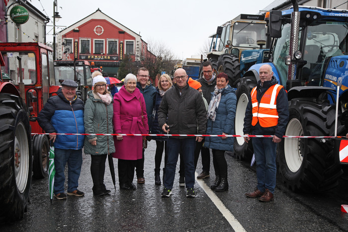 BIG PICTURE GALLERY: Incredible turnout in Tullamore for Christmas ...