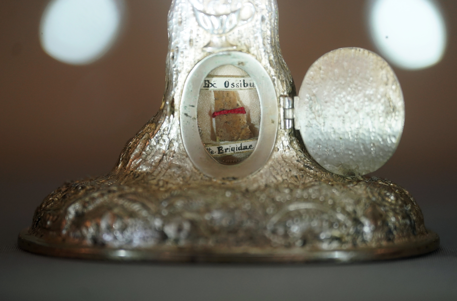 PICTURES: Relic of St Brigid returns to Irish town - Page 1 of 15 ...